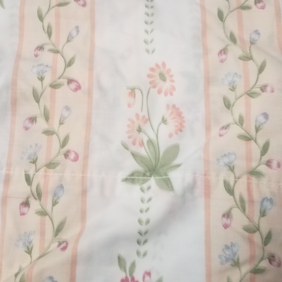 J P Stevens | Bedding | Jpstevens Twin Flat Fitted Sheets Peach Floral ...
